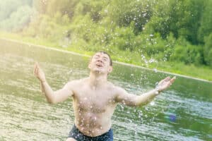 Hiking In Hot Weather: Guide to Staying Cool and Safe