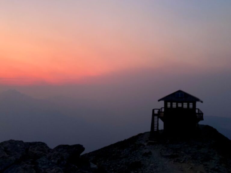 Mount Fremont Lookout Trail: A Sunset to Remember